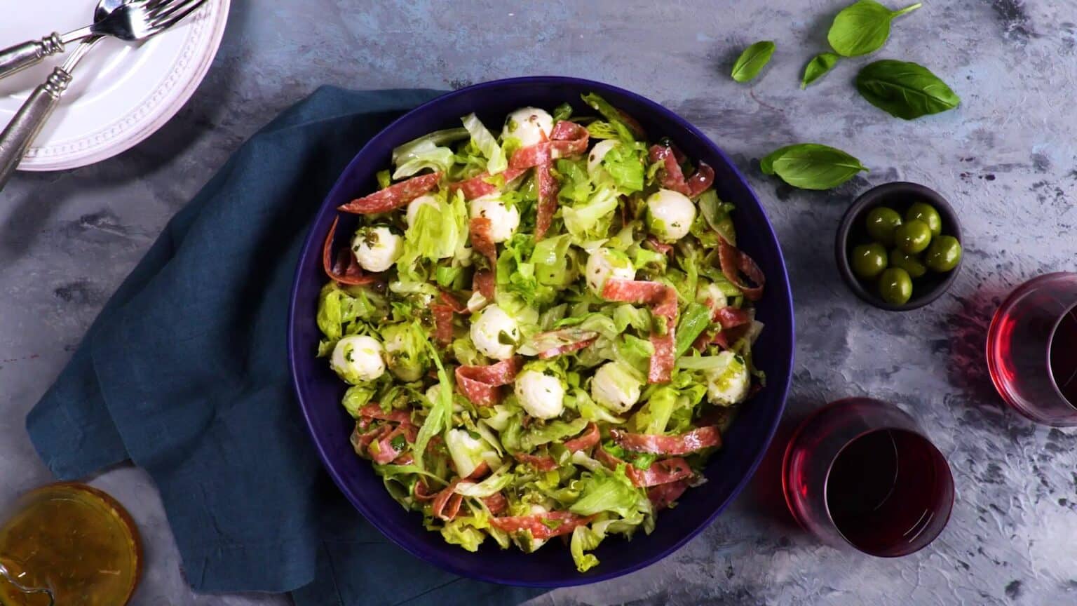 How to Plan an Authentic Italian Picnic (The Ultimate Guide) - Picnic Tale