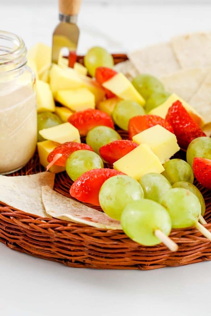 Fruit and Cheese Kabobs - Picnic Tale